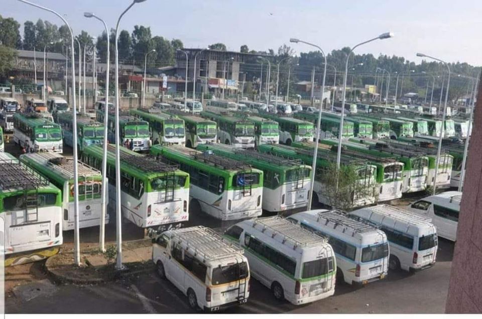 በትራንስፖርት እጦት ምክንያት ለከፍተኛ ወጪ እንደተዳረጉ ተጓዦች ተናገሩ | Mereja.com - Ethiopian ...