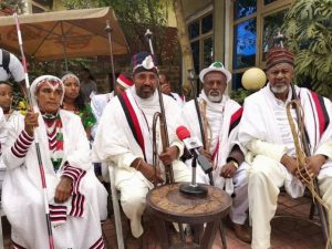 ቂምና ቁርሾ በበጋው ንፋስ፤ በክረምቱ ጎርፍ ይለፍ – አባገዳ ጎበና ሆላ | Mereja.com - Ethiopian ...