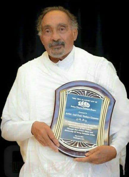 አንጋፋው የጥበብ ባለሙያ ተባባሪ ፕሮፌሰር ተስፋዬ ገሰሰ ከዚህ አለም በሞት ተለይተዋል። | Mereja.com ...