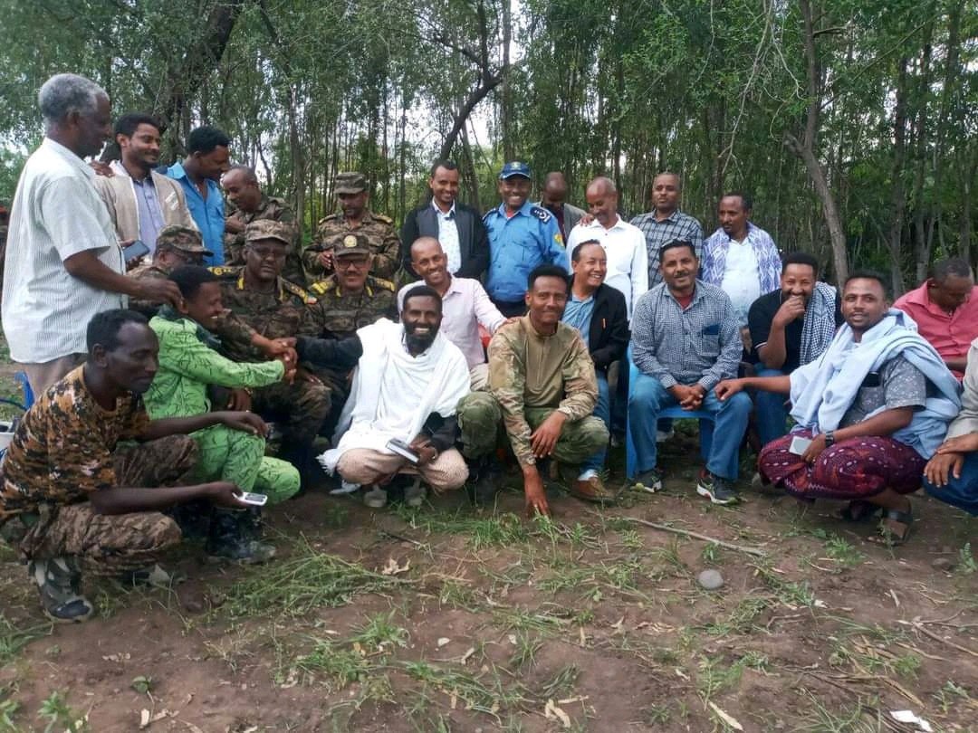 የምስራቅ አማራ ፋኖ ከመንግሥት ጋር ለመስራት ተስማማ ተብሎ እየተሰራጨ ያለዉን ዜና አውዱን የለቀቀ እና ከእውነት ...