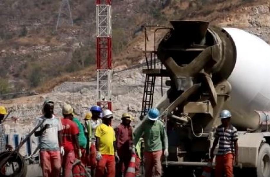 Koysha Hydroelectric Power Project workers in southern Ethiopia ...